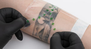 How Long Should I Keep My Tattoo Wrapped? Best Healing Tips - Tattoo Sight
